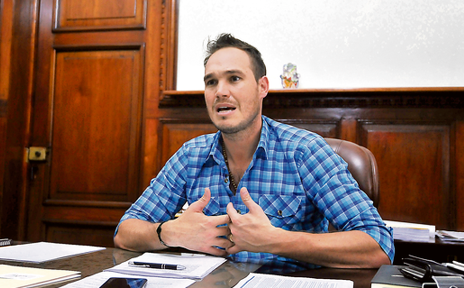 GEORGE FORSYTH GOBERNÓ LA VICTORIA IRRESPONSABLEMENTE: ¿PUEDE GOBERNAR ...